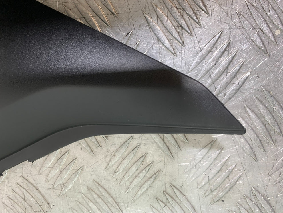 TRIUMPH TRIDENT 660 RIGHT SEAT PANEL YEAR 2021-2024 (CMB1295 ...